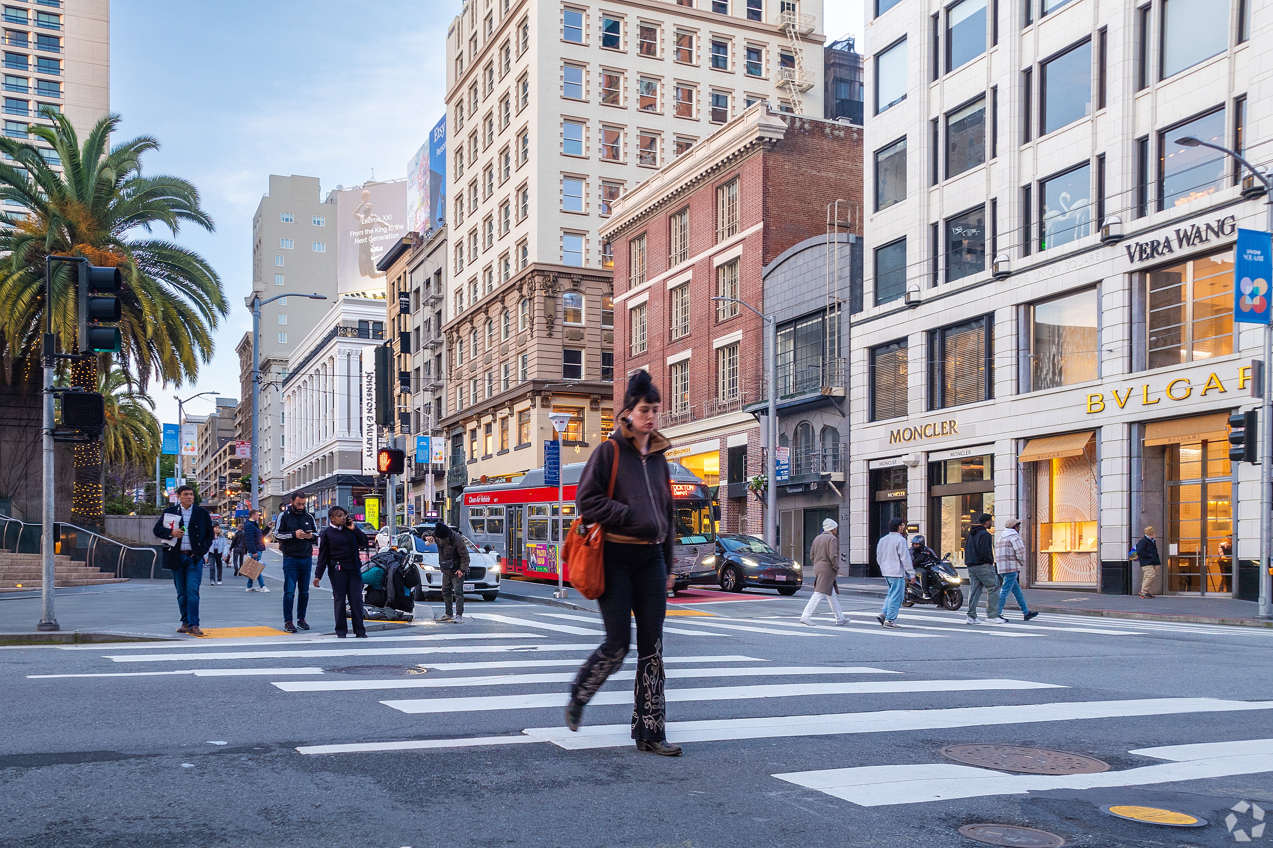 Uncovering the 15 Most Walkable Cities in the US - Homes.com